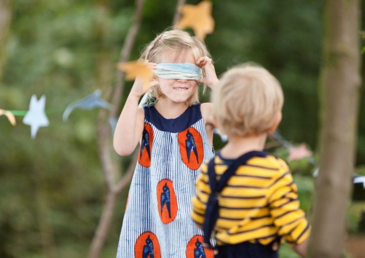 Kreisspiele Kindergarten: Anweisungen Und Lieder