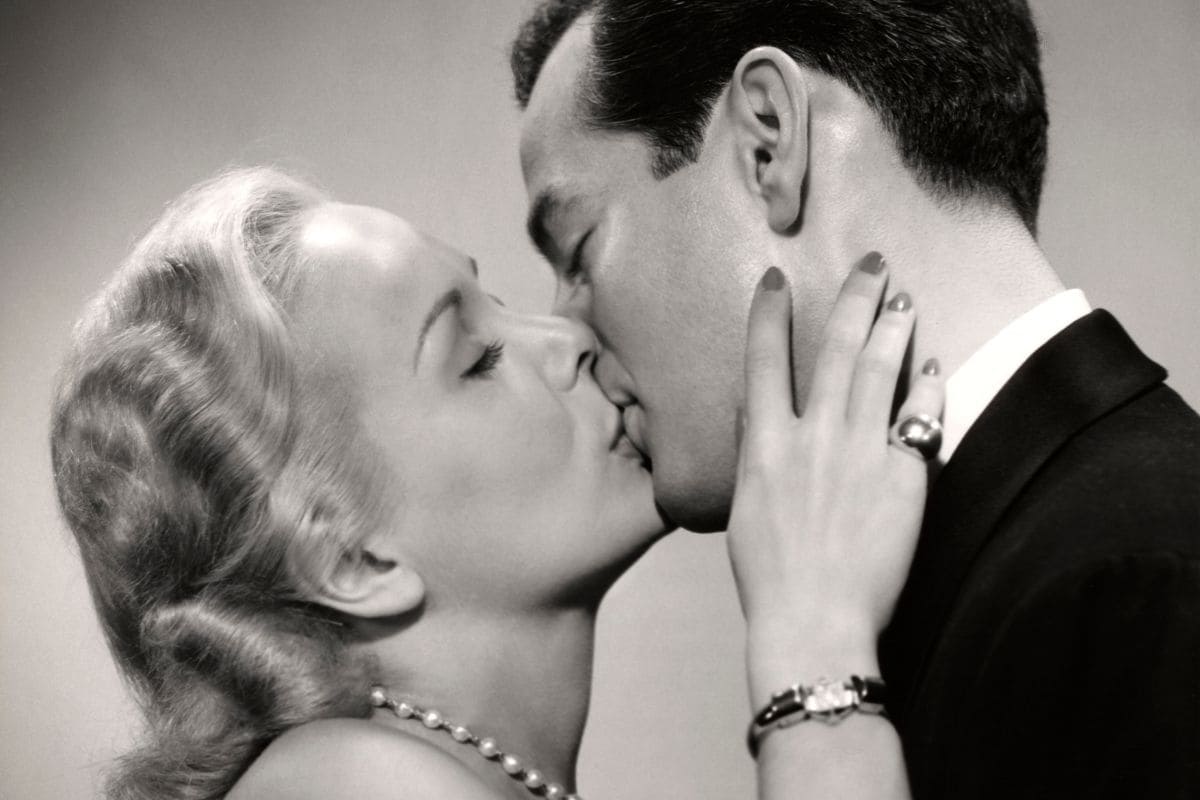 Die Beste Kollektion Der Kuss-Sprüche Und Zitate: Zum Küssen schön! - Lebens Karneval