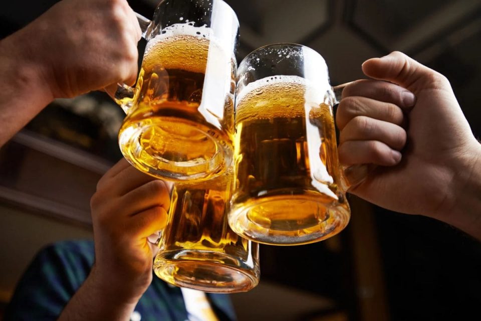 Lustige Bier Sprüche Für Jeden Anlass: Diese Muss Man Einfach Kennen!