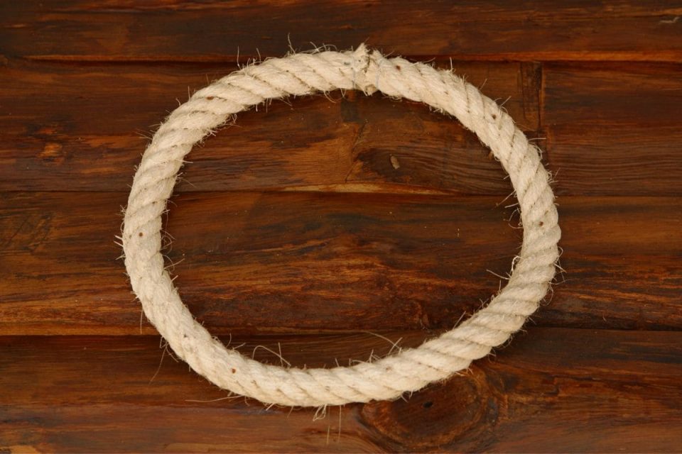 Top 7 Spiele Mit Seil: Eine Alte Tradition, Die Immer Noch Spaß Macht!