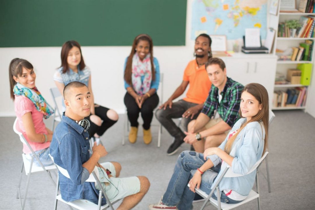 Die Lustigsten 10 Stuhl Spiele: Auf Die Stühle, Fertig Und Los!